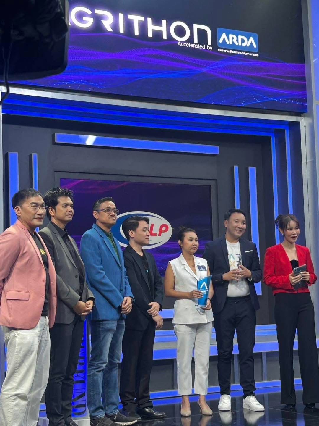 Civio คว้ารางวัลชนะเลิศในการแข่งขัน Agrithon ประจำสัปดาห์ ด้วยนวัตกรรมเครื่องกำจัดขยะเศษอาหารใน ...